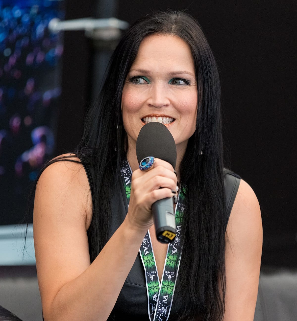 Tarja Turunen Height, Age, Body Measurements, Wiki | CELEBRITIES BODY SIZE