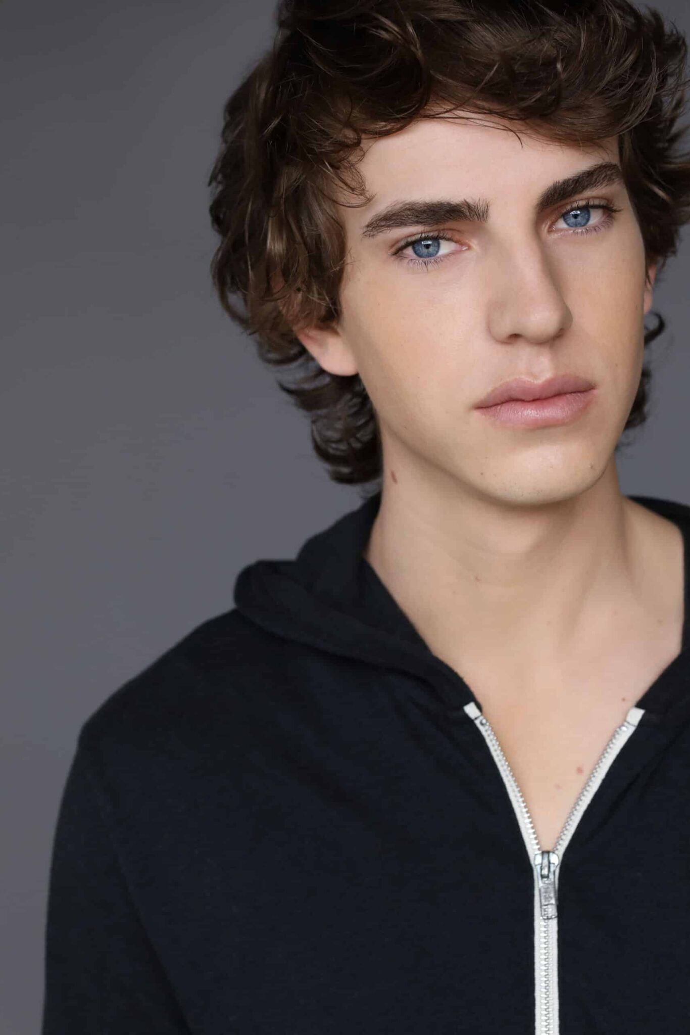 Chase Ellison Height, Age, Body Measurements, Wiki | CELEBRITIES BODY SIZE